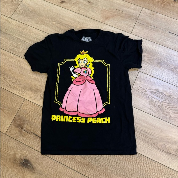 Nintendo | Tops | Mario Princess Peach Tshirt Size Small | Poshmark